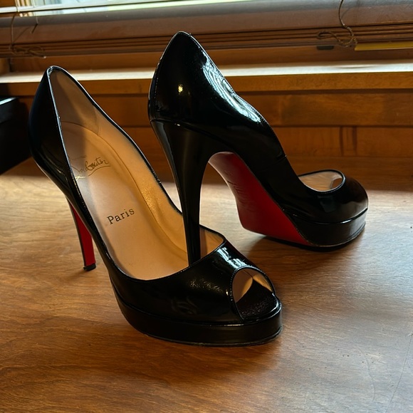 Christian Louboutin | Shoes | Christian Louboutin Classic Patent ...